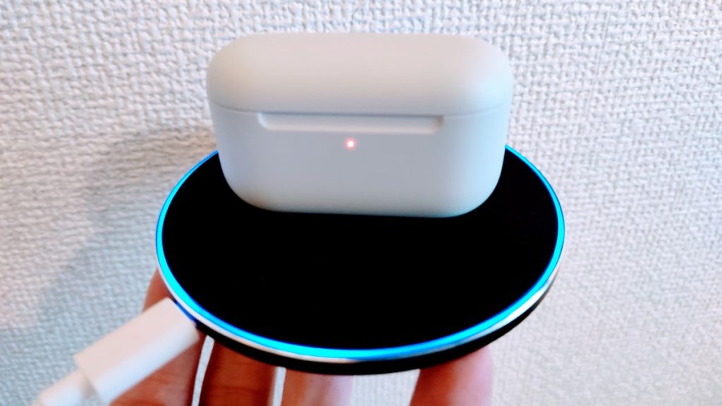 Bluetoothと2.4GHzとで接続できる5ボタンマウス（ごく一般的な使い心地） | wnkhs.net